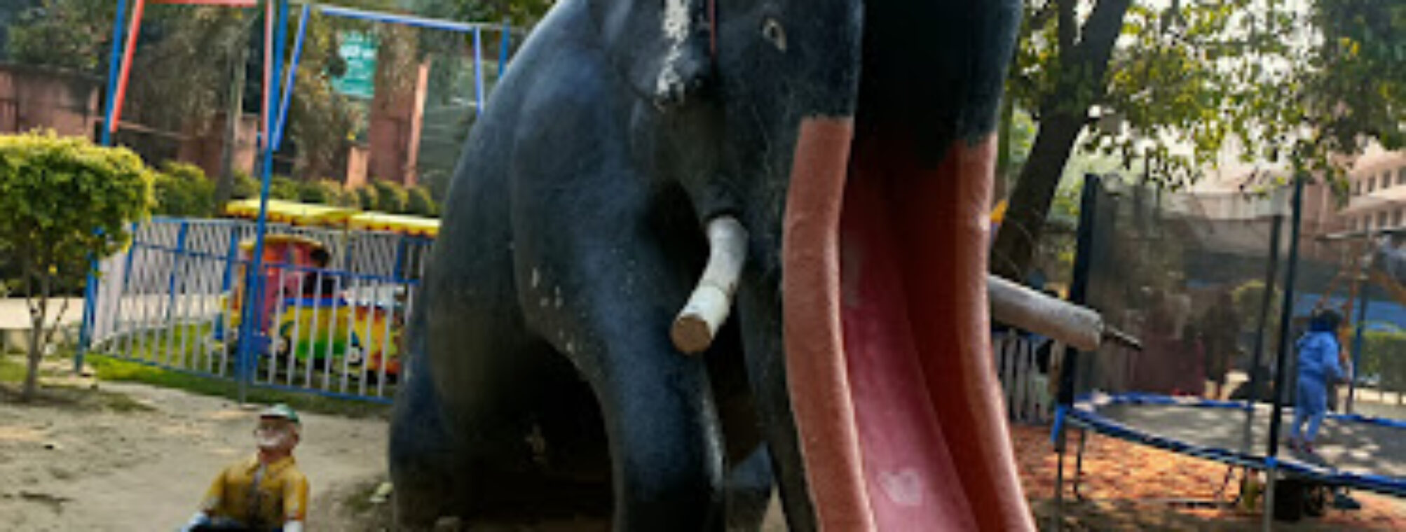 Hathi Park Reviews & Ratings: What to Know for Visiting