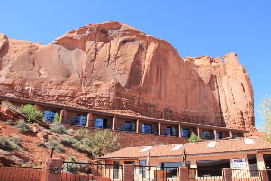 Where to Stay in Monument Valley: Best Areas & Hotels